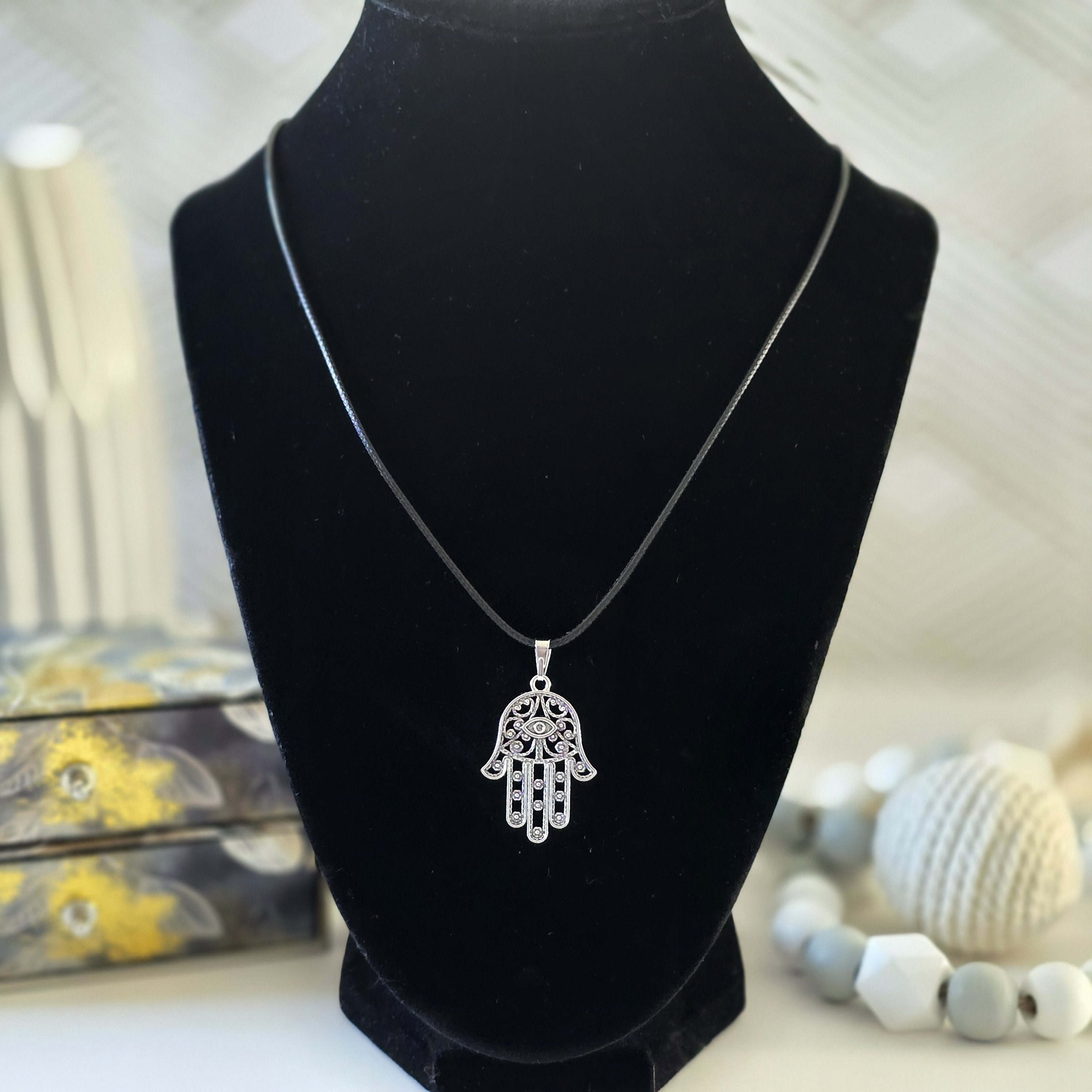 Passion Hamsa Talisman Necklace – Maia Vida Magic